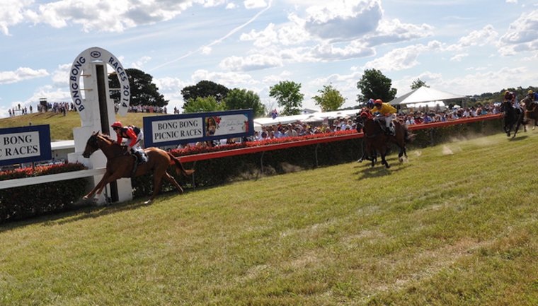 Watch Horse Racing Live Online