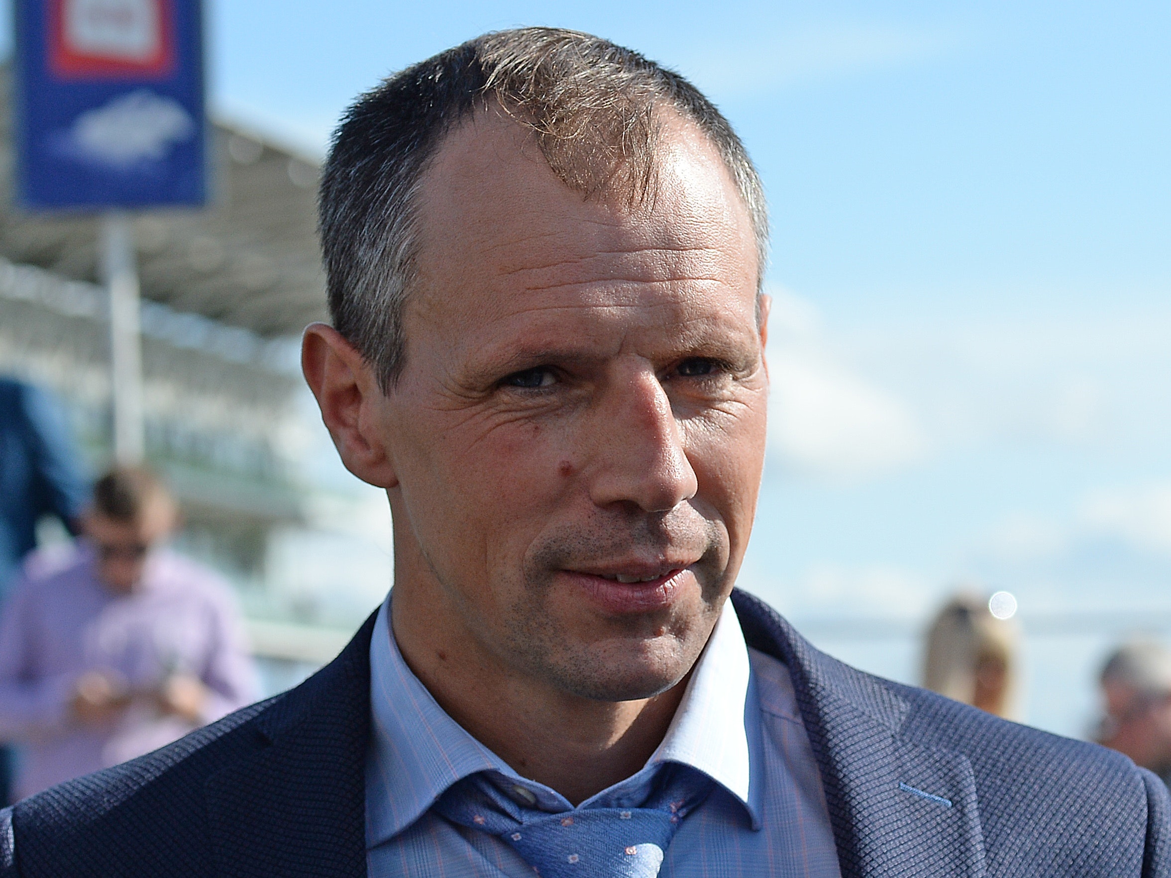 Iain Jardine Profile as Horse Trainer - Daily Iain Jardine Horse Racing ...