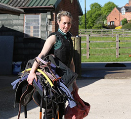 Sarah Hollinshead Profile as Horse Trainer - Daily Sarah Hollinshead ...